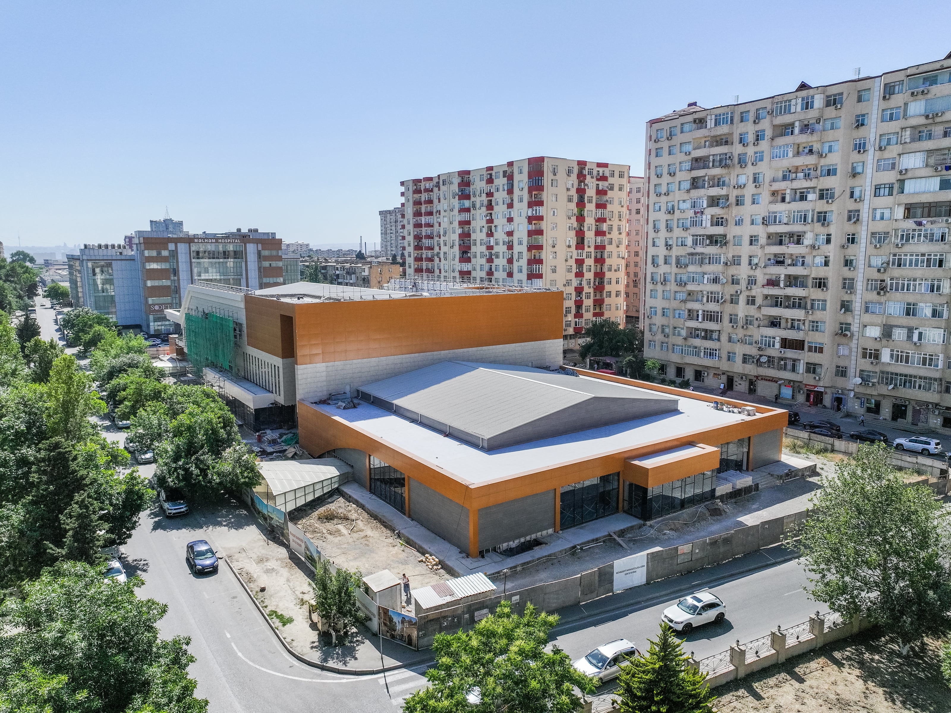 Podium Mall | Facade Installation | WESA